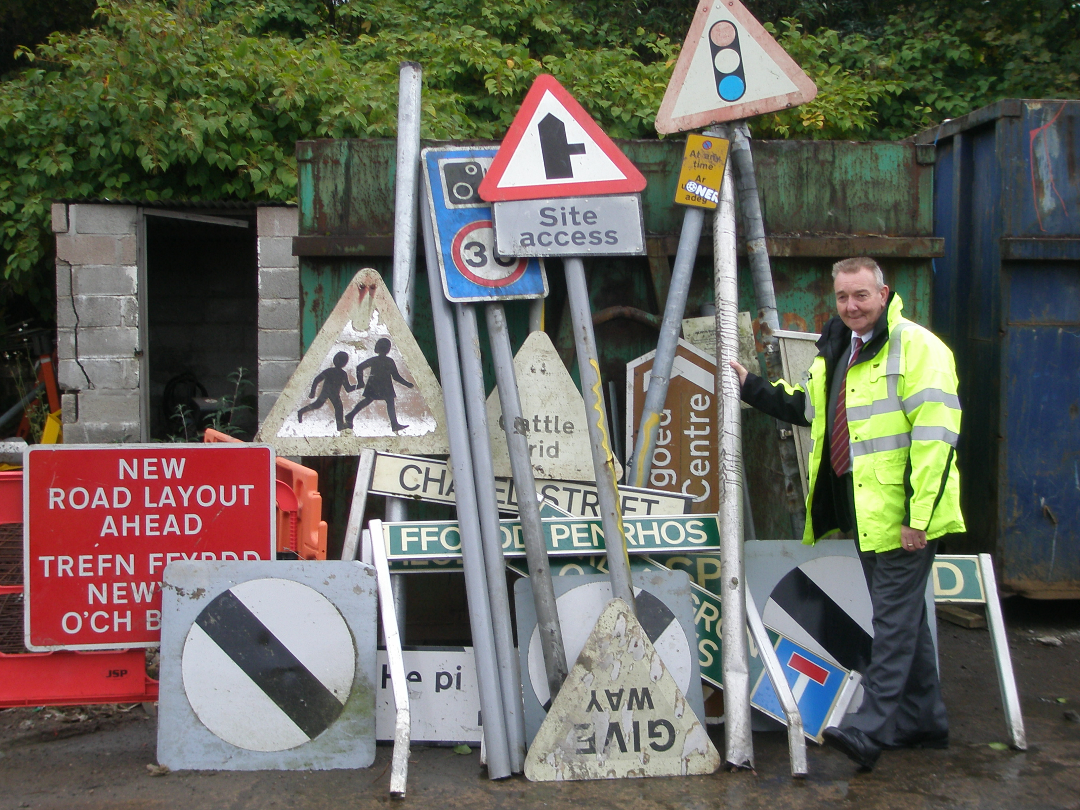 Caerphilly council tears down road signs