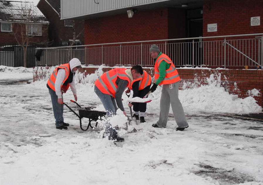 Offenders helped clear snow for community service