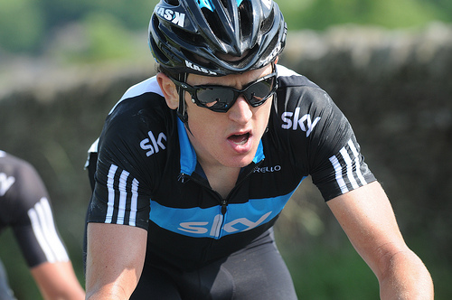 Geraint Thomas calls upon Crumlin bakery Brace's for Tour de France ...