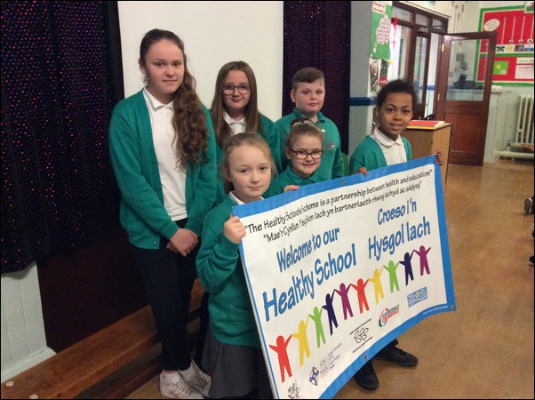Trethomas school praised for its healthy approach