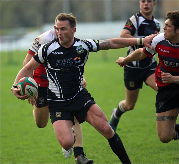 Bedwas come out on top in 14-try festival