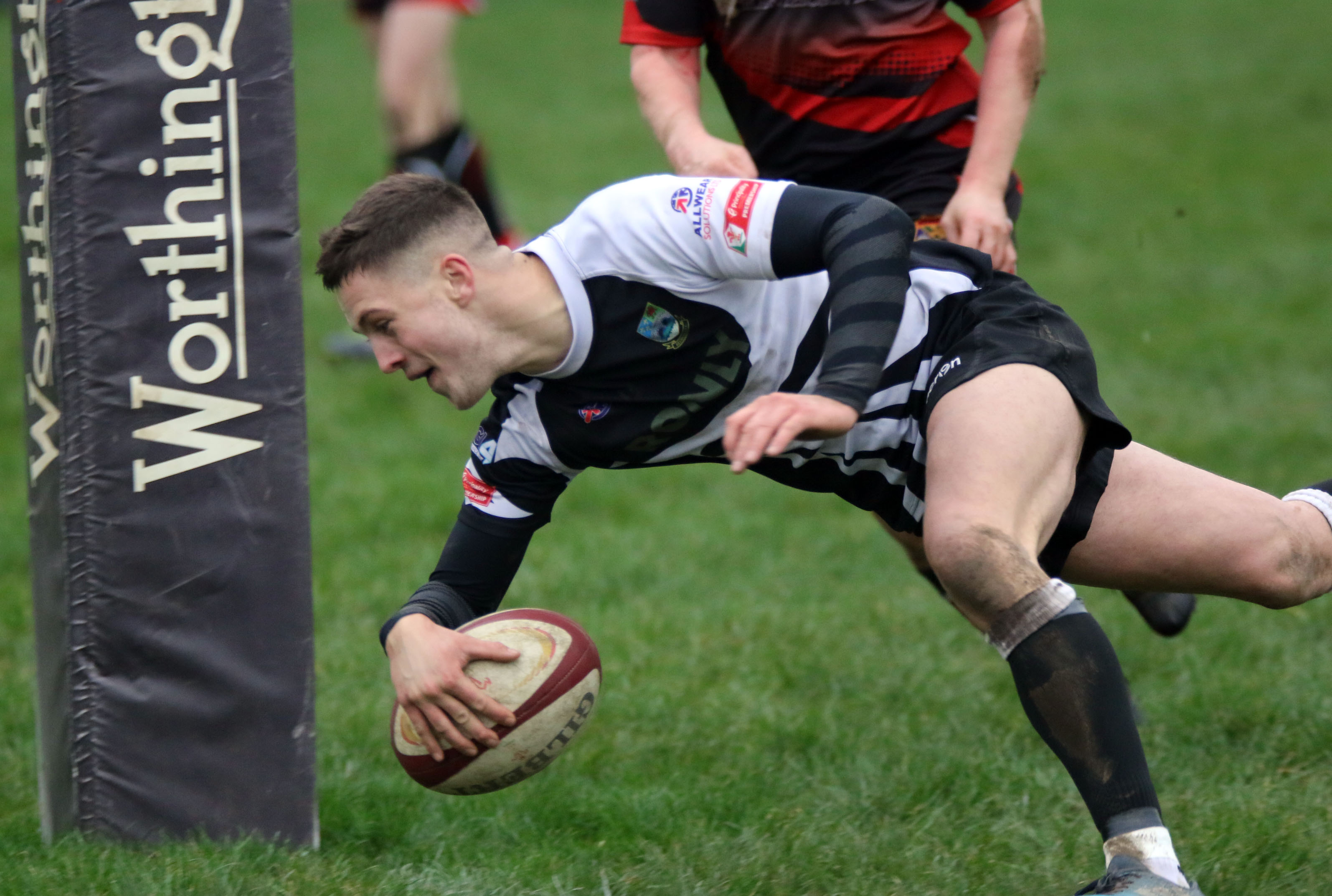 Bedwas into the next round of cup with win at Rhydyfelin