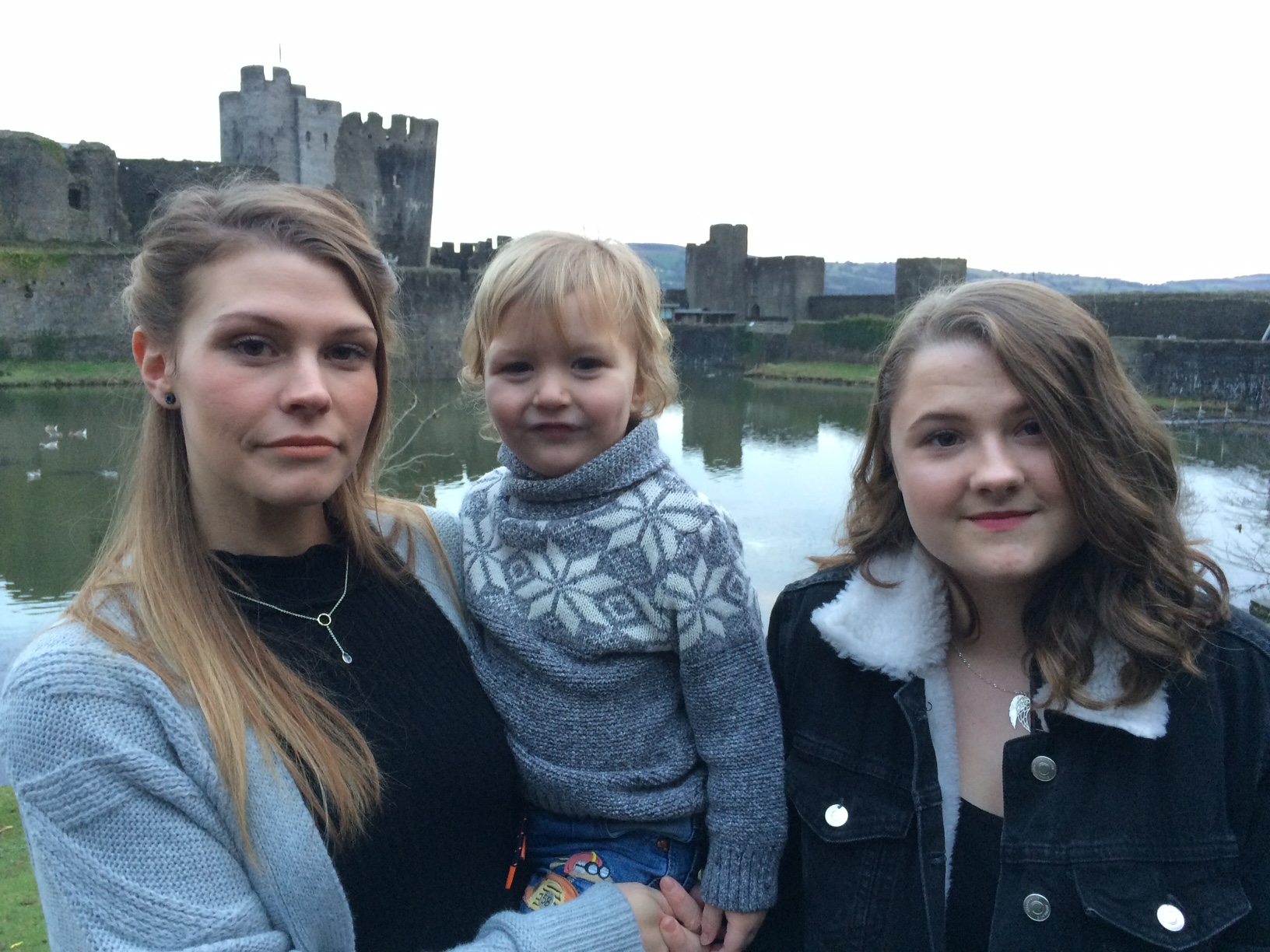 16-year-old who saved toddler from moat "just did what anyone else ...
