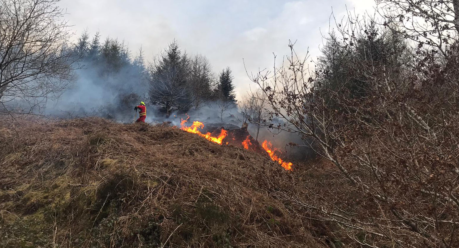 "Stop putting lives at risk" say firecrews after weekend of wildfires