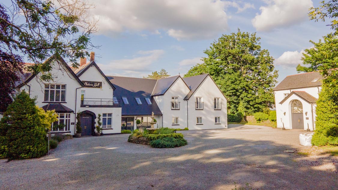 Wedding venues call for greater clarity from Welsh Government