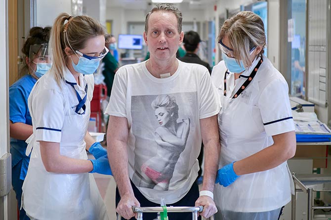 Covid survivor Scott Howell thanks hospital staff for saving his life