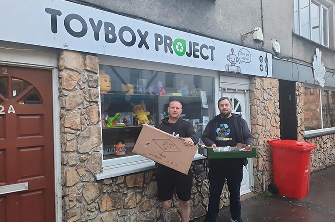 Toybox Project in Caerphilly has given toys to 3,000 children