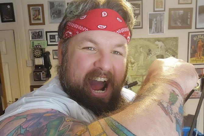 Abercarn's Dean Bolt becomes world champion arm wrestler