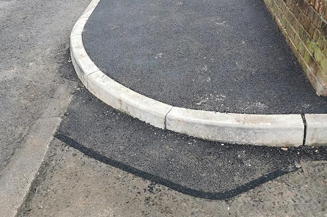 Abertridwr residents want dropped kerb to improve disabled access