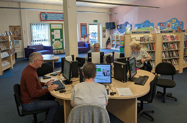 New Tredegar and Bargoed: free digital literacy courses for all