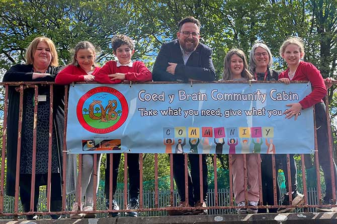 Coed y Brain school's efforts to support Llanbradach community