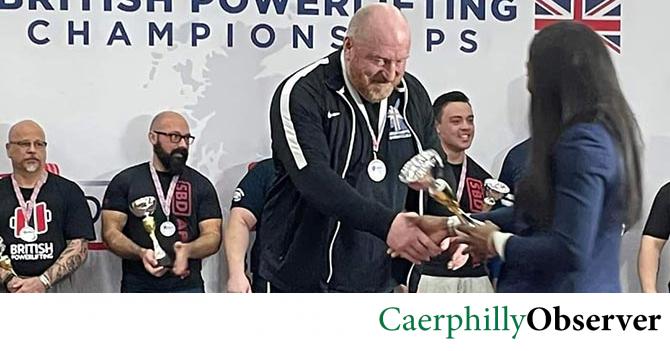 Caerphilly's Dylan Davies retains British Powerlifting Championship title