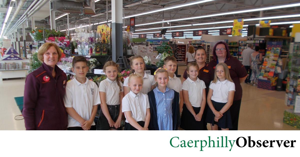 Pontllanfraith supermarket helps give schools a 'makeover'