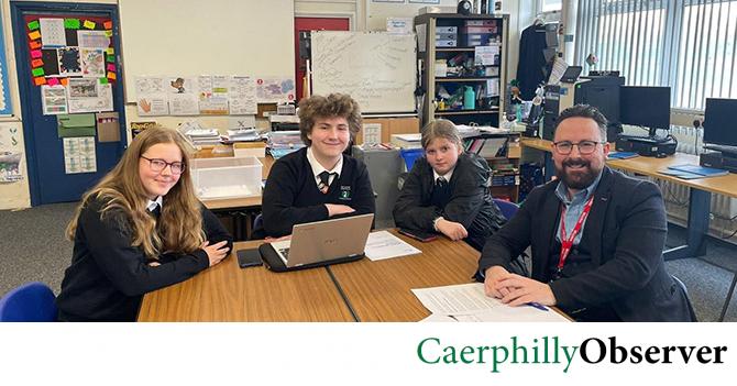 Hefin David teams up with Bedwas High for mobile phone debate