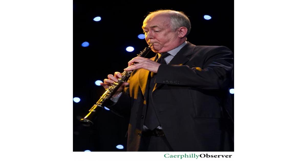 Caerphilly MP Wayne David helps with charity concert