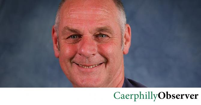 Blackwood councillor Nigel Dix criticises amount of empty homes